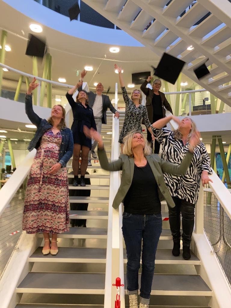 Mijlpaal: eerste docenten D&P ontvangen Bachelor-diploma | Aeres Hogeschool
